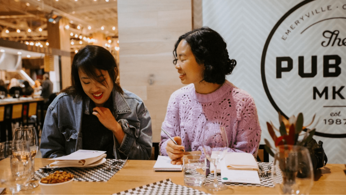 How to Run a Roundtable Discussion [Expert Tips]